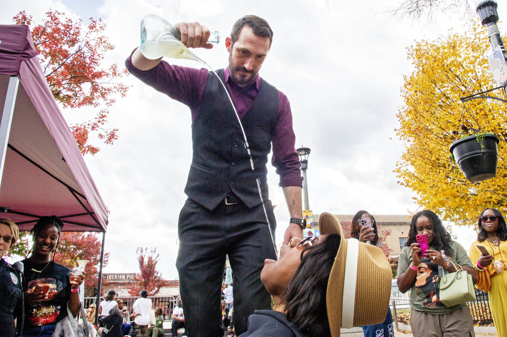 Wine lovers pack downtown for Decatur Wine Festival | Photo Galleries ...