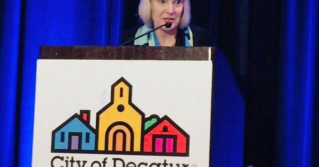 Patti Garrett will serve another term as Decatur mayor, commissioners ...