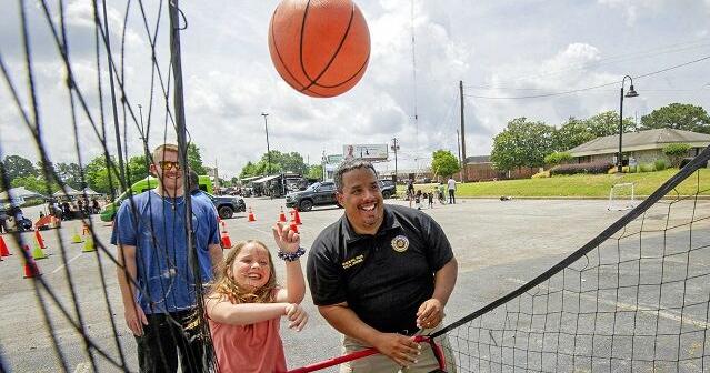 DeKalb Police Athletic League brings back basketball league | Public ...