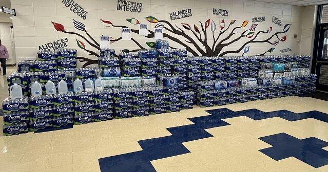 Beacon Hill Middle students collect 5,000 bottles of water for ...