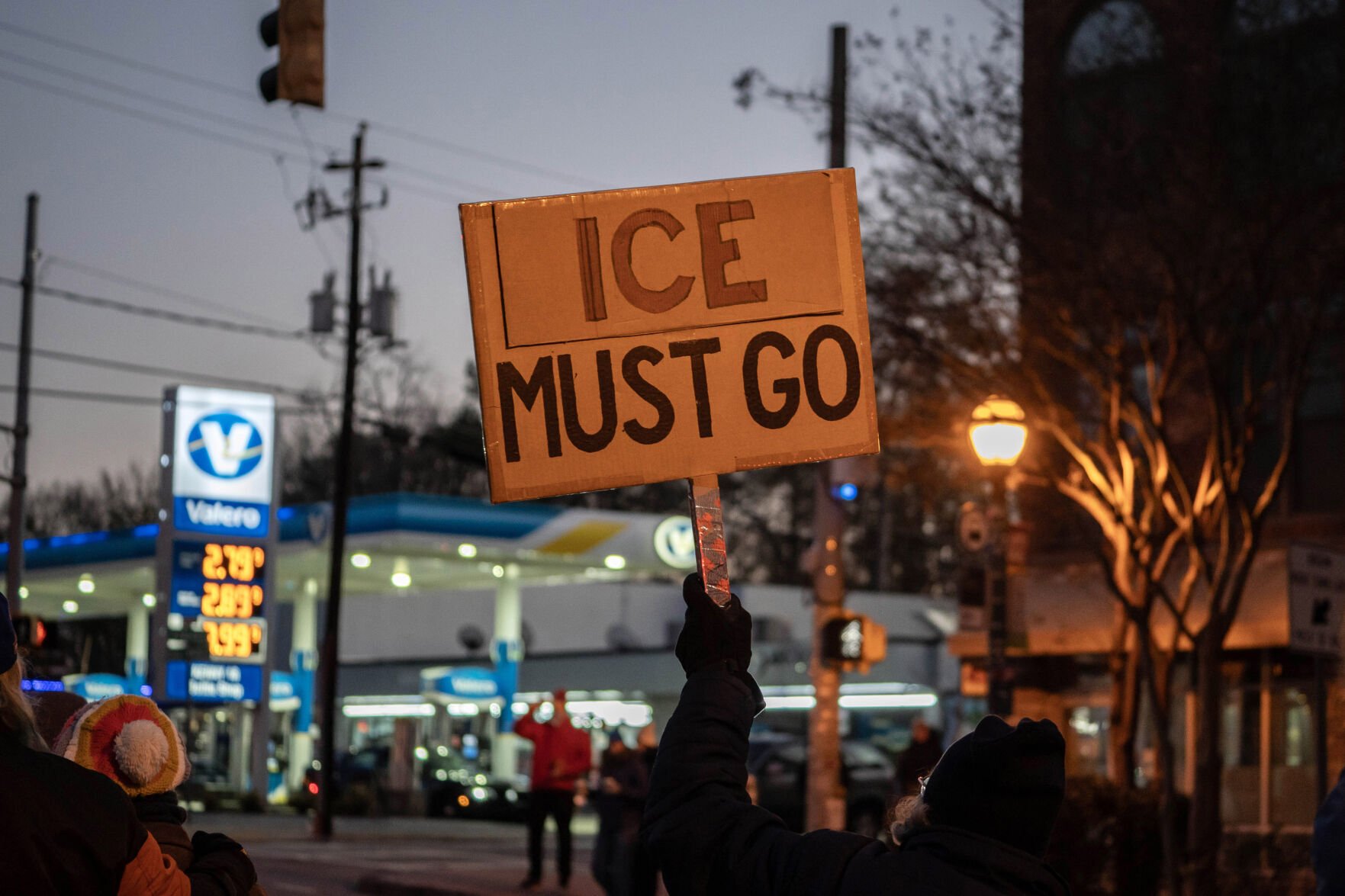 Community gathers in Kirkwood for ‘Stop ICE Terror’ protest | Kirkwood ...