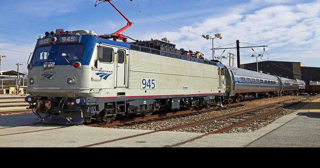 Amtrak ‘toaster’ locomotive to take sentimental journey | New Castle ...