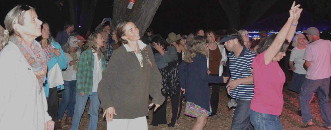 Hundreds attend Paonia’s Pickin at the Park event | News ...