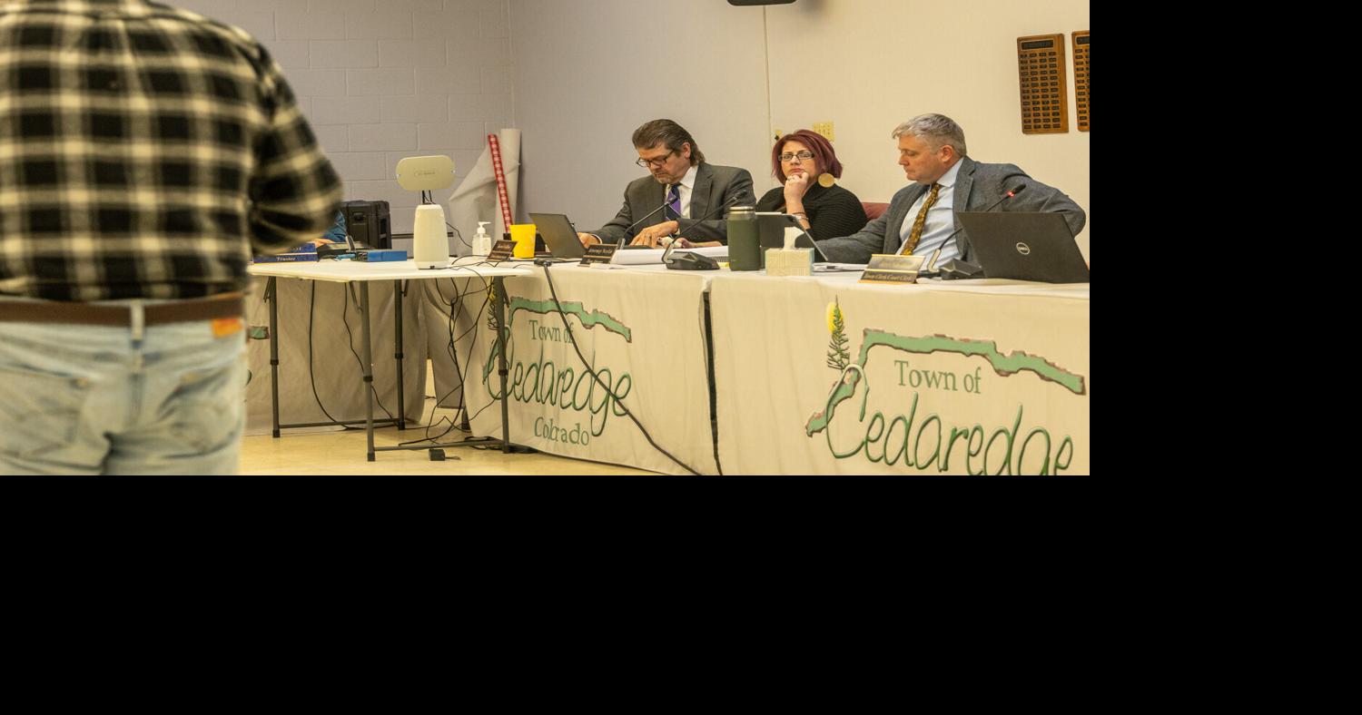 TA Collins’ last meeting brings a wave of support; Collins and board ...