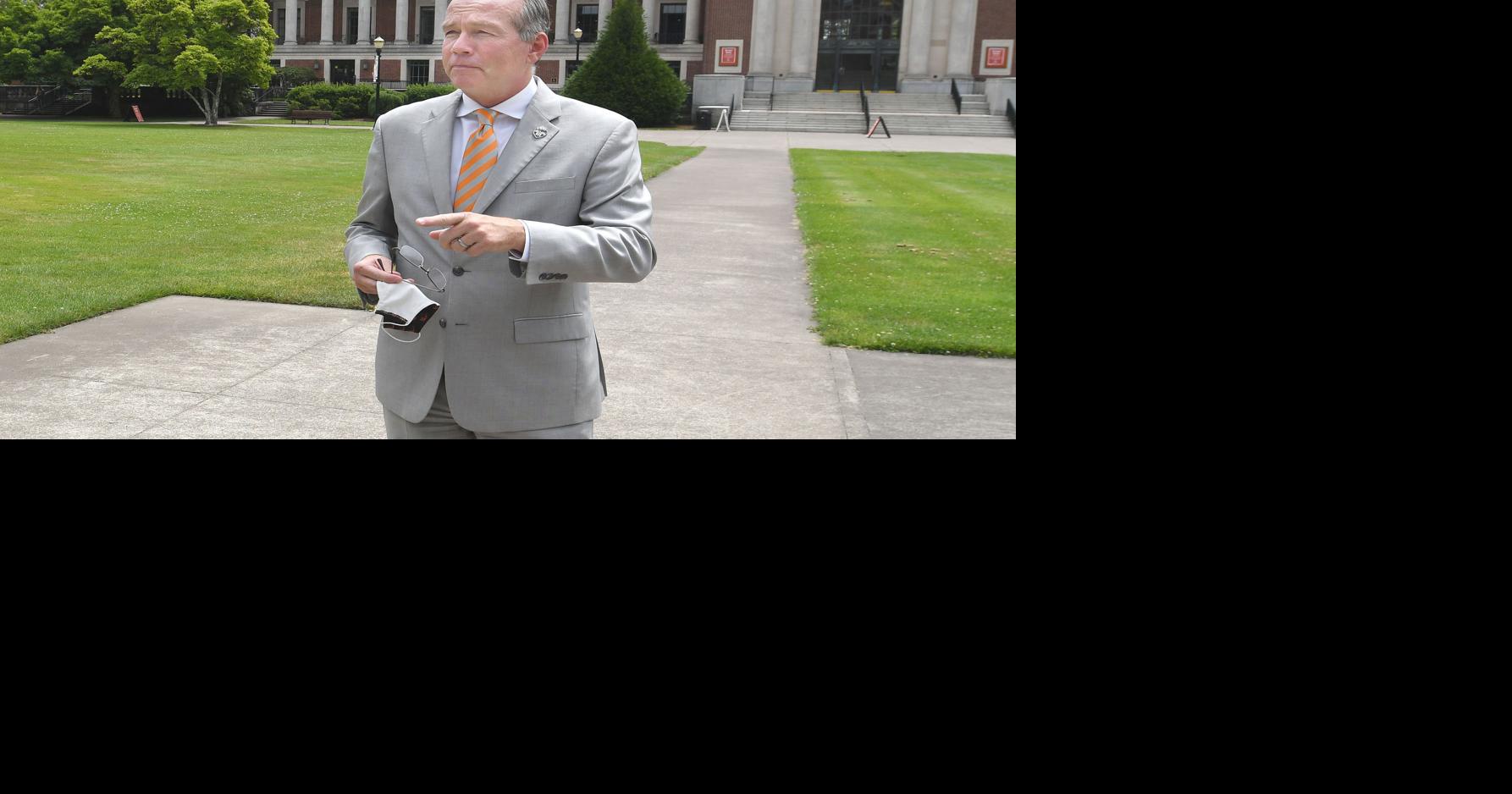 Oregon State community voices outrage, criticism at F. King Alexander ...