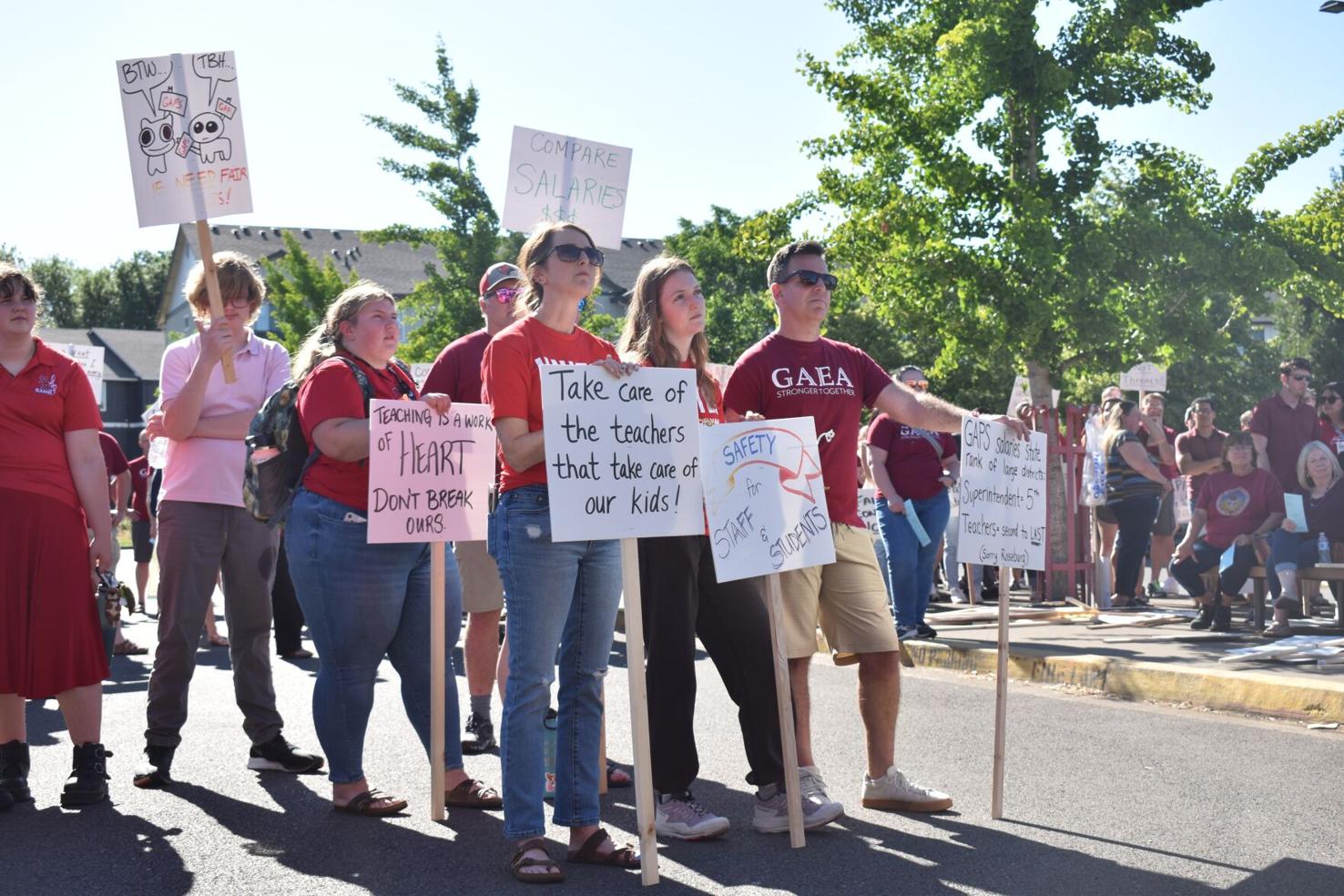 Albany teachers rally for "fair contract"