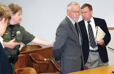 Larry Houchin, ex-prosecutor and judge, jailed