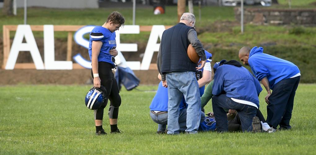 Prep football: Alsea returns to football with six-man game