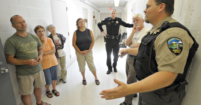 Tours offer inside look at Benton jail