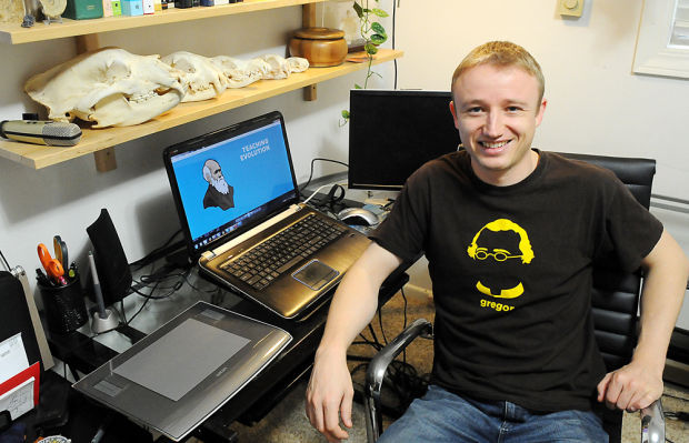 A love of art and biology propels website