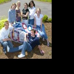 Central Linn to graduate 49