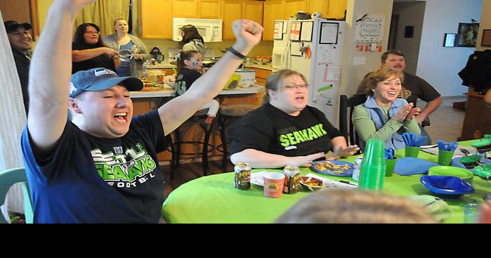 Neighbors cheer on hometown champion