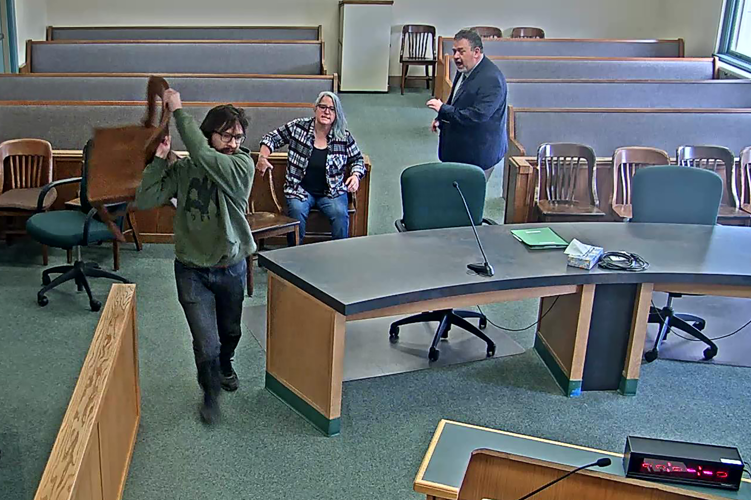 Linn County courtroom brawl featured on A&E TV show