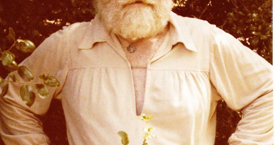 Harold L Robertson
