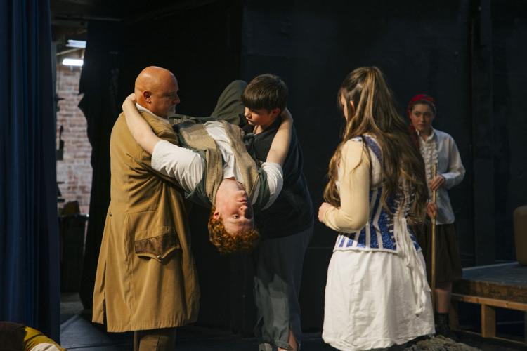 Albany civic theater shows Peter and the Starcatcher