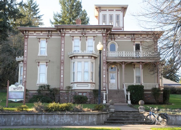 Volunteers have uncovered paintings on the ceiling of the Moyer House