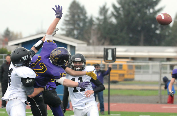 Prep football: Harrisburg's exceptional season ends with close loss