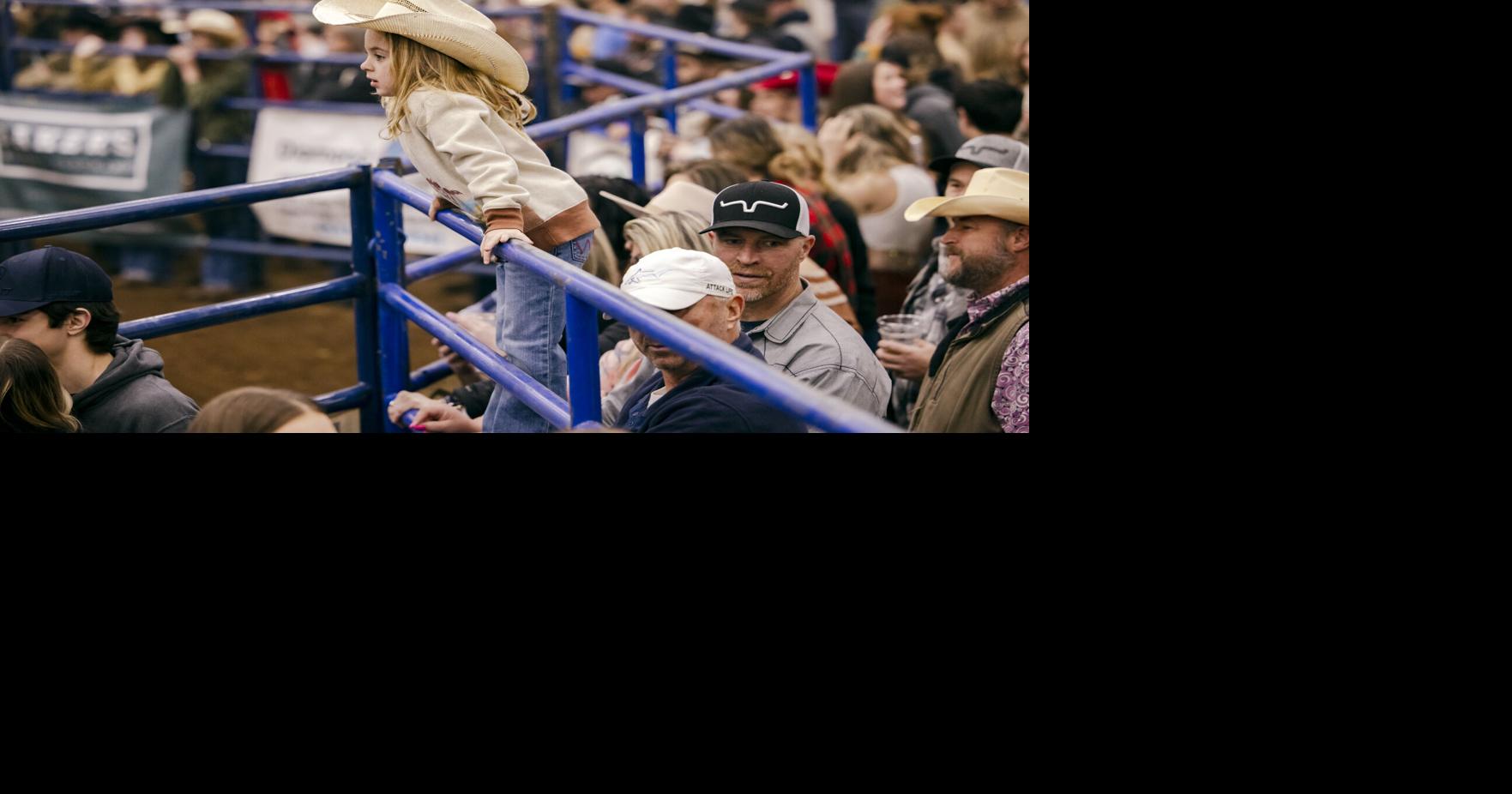 Hell on Hooves Rough Stock Rodeo_Easton Grace Fuller