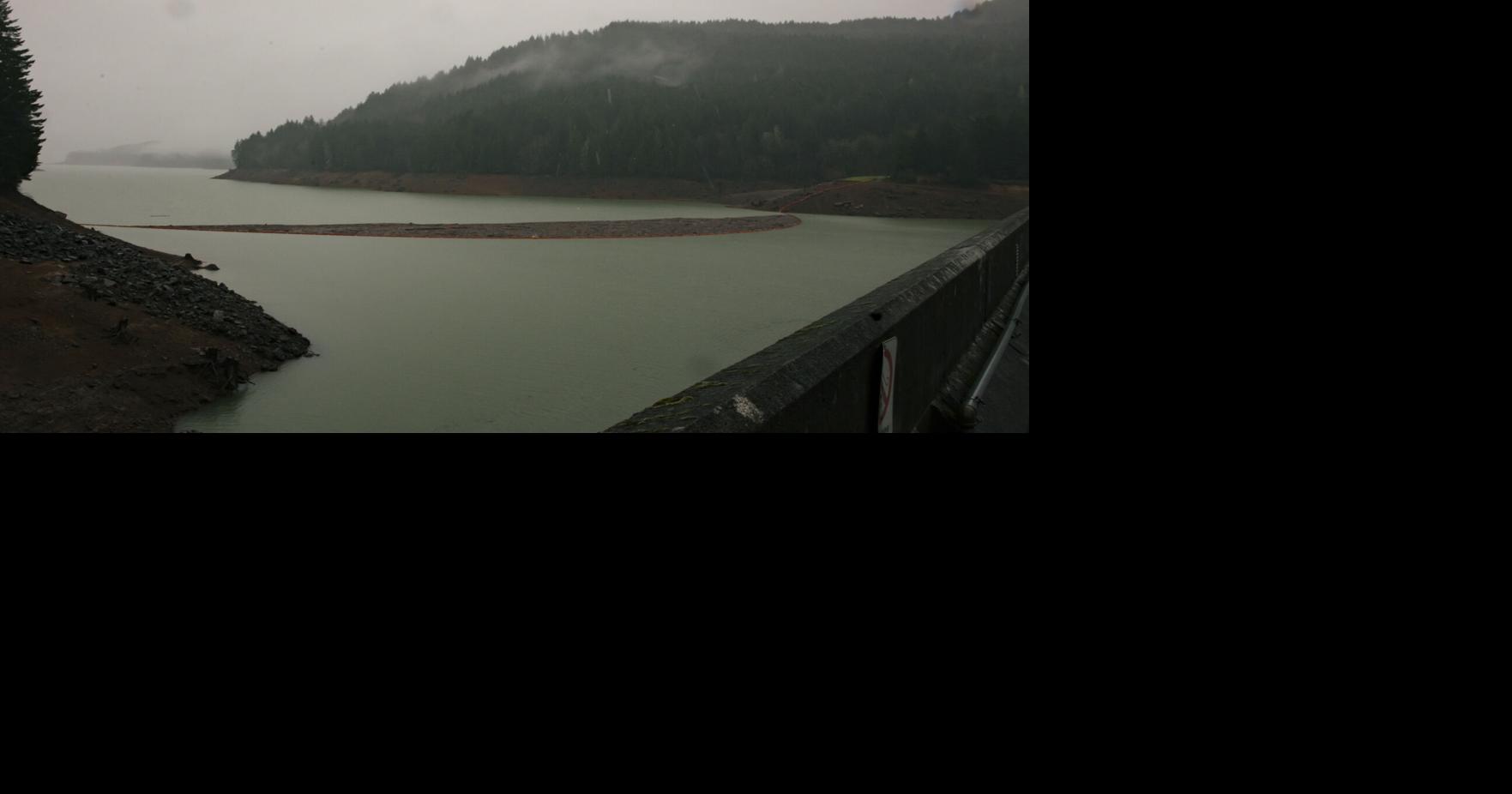 Green Peter Dam_Reservoir side