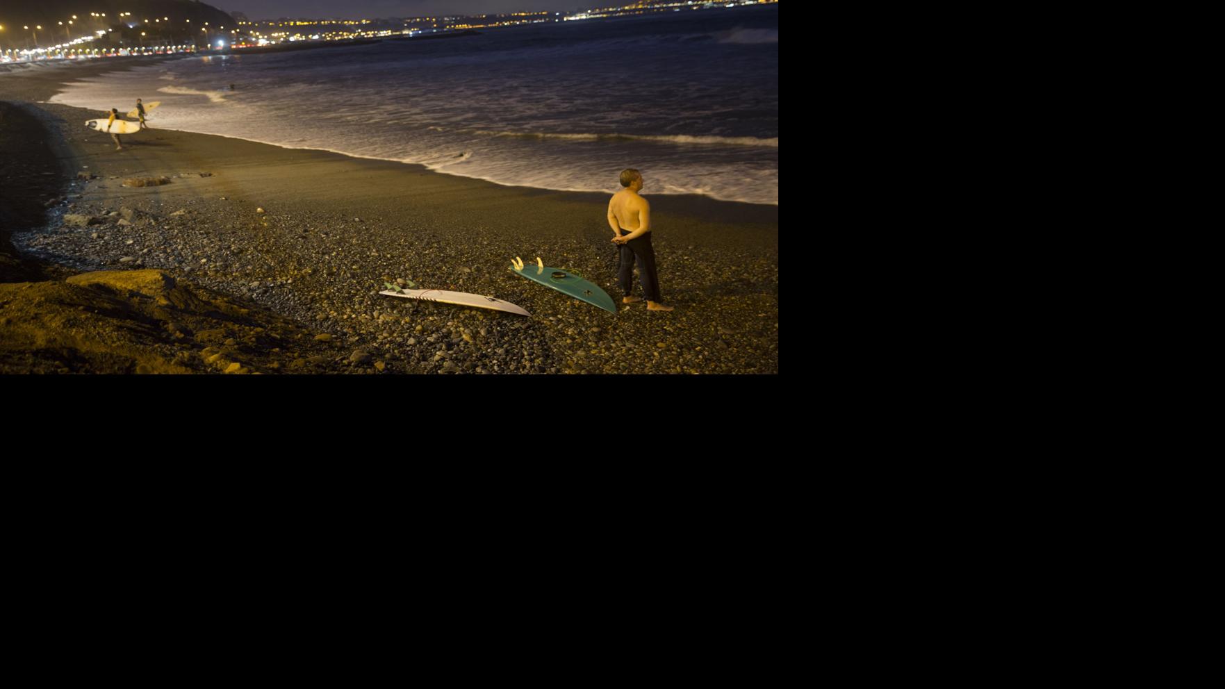 Photos: Night surfing in Lima, Peru | World | democratherald.com