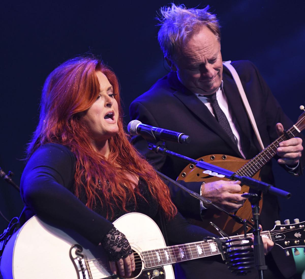 Gallery: Wynonna and The Big Noise