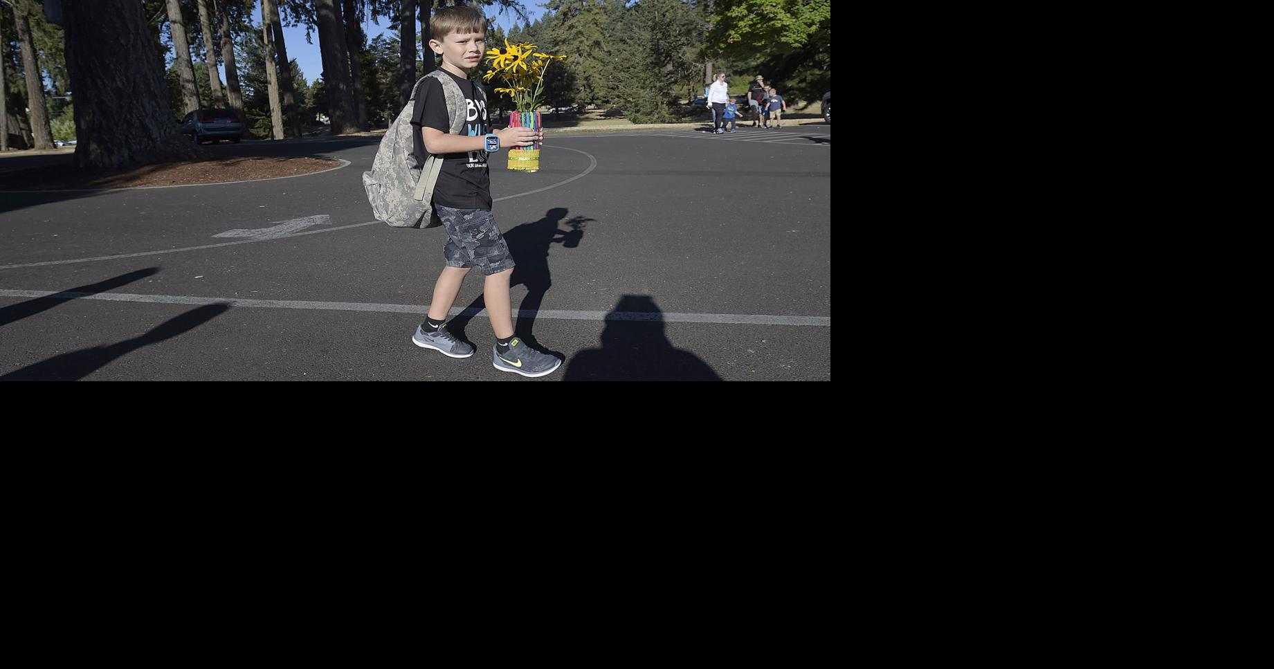 Gallery: Back to school with North Albany Elementary