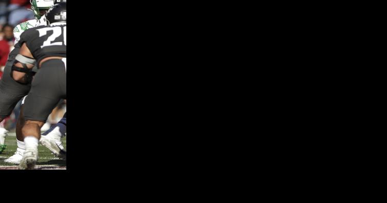 Oregon notebook: Forsyth, Nowak win Tom Hansen award