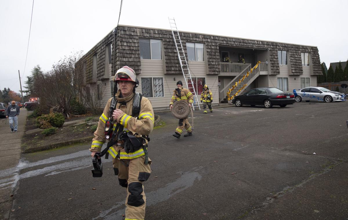 Albany Fire Department investigating apartment smoke