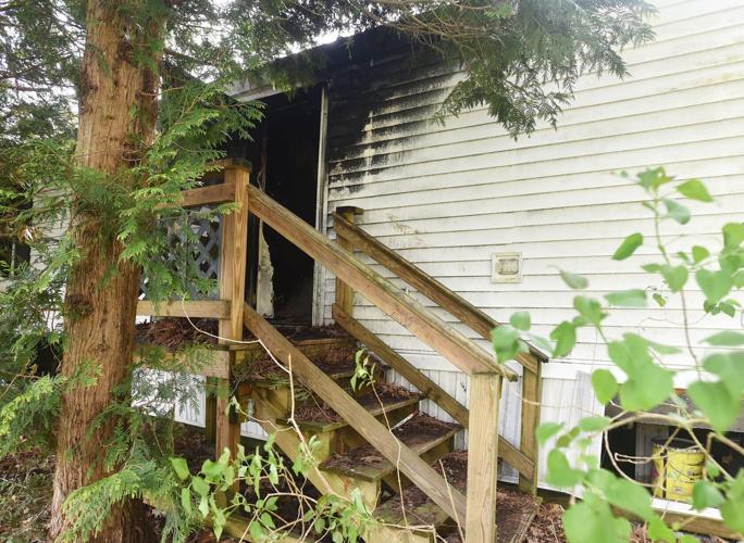 Neighbor crawls into burning home to save man | Derry News | derrynews.com