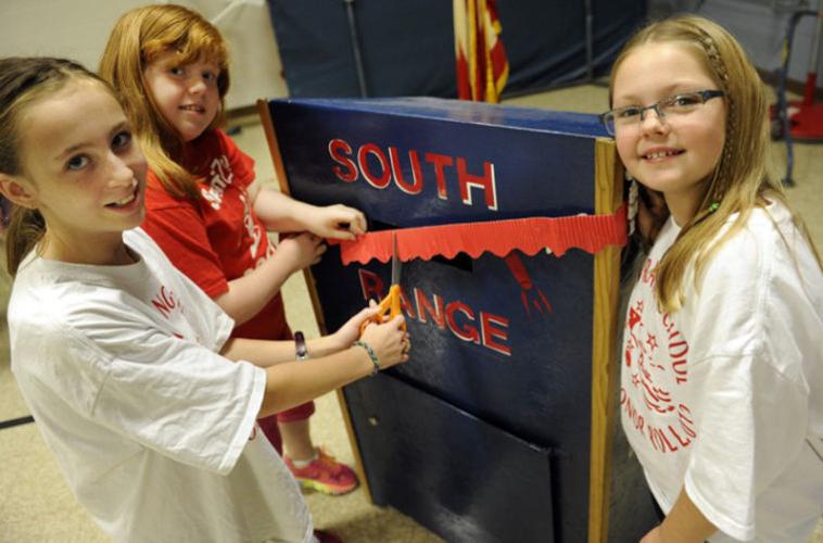 Derry elementary students going postal | Community | derrynews.com