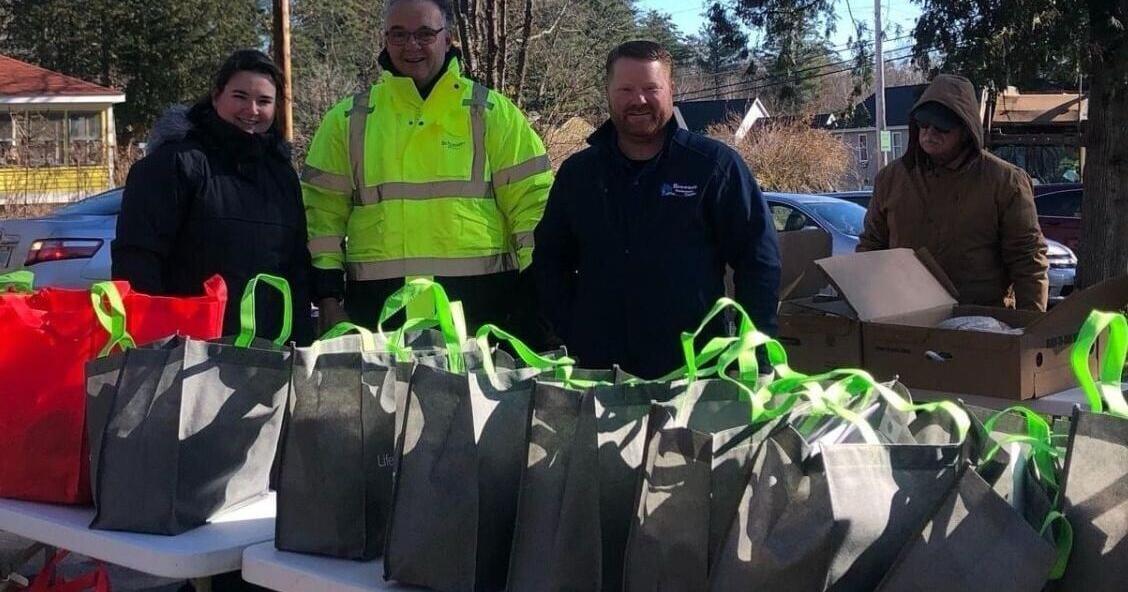 Upper Room brings Thanksgiving to those in need | Derry News ...