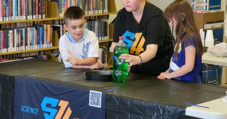 Boron Library kicks off Summer Reading Program | News | desertnews.com