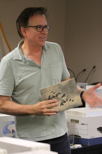 Plane Crazy Hosts Aviation Artist Douglas Castleman | News | desertnews.com
