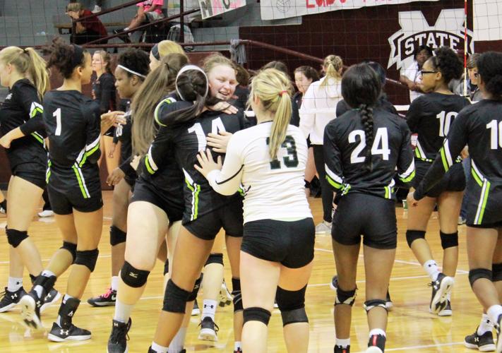 State volleyball tournament scores | Sports | desototimes.com