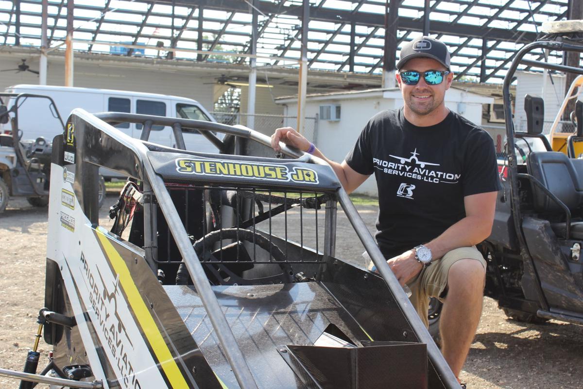 Stenhouse returns to his racing roots | Sports | desototimes.com