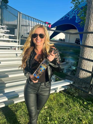 Country singer launches own whiskey brand | News | desototimes.com