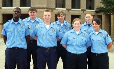 Teens receive cop training | News | desototimes.com