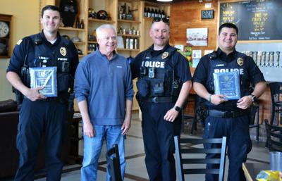 'Hats off': DPD officers awarded for running into burning building ...