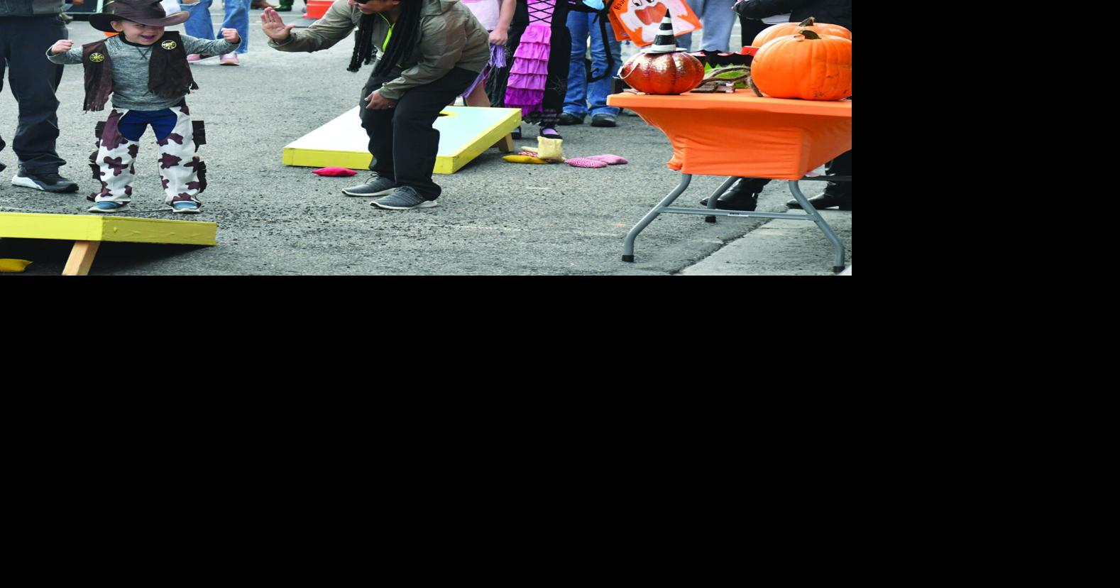 Cow poke celebrates on Idaho Street | News | dillontribune.com