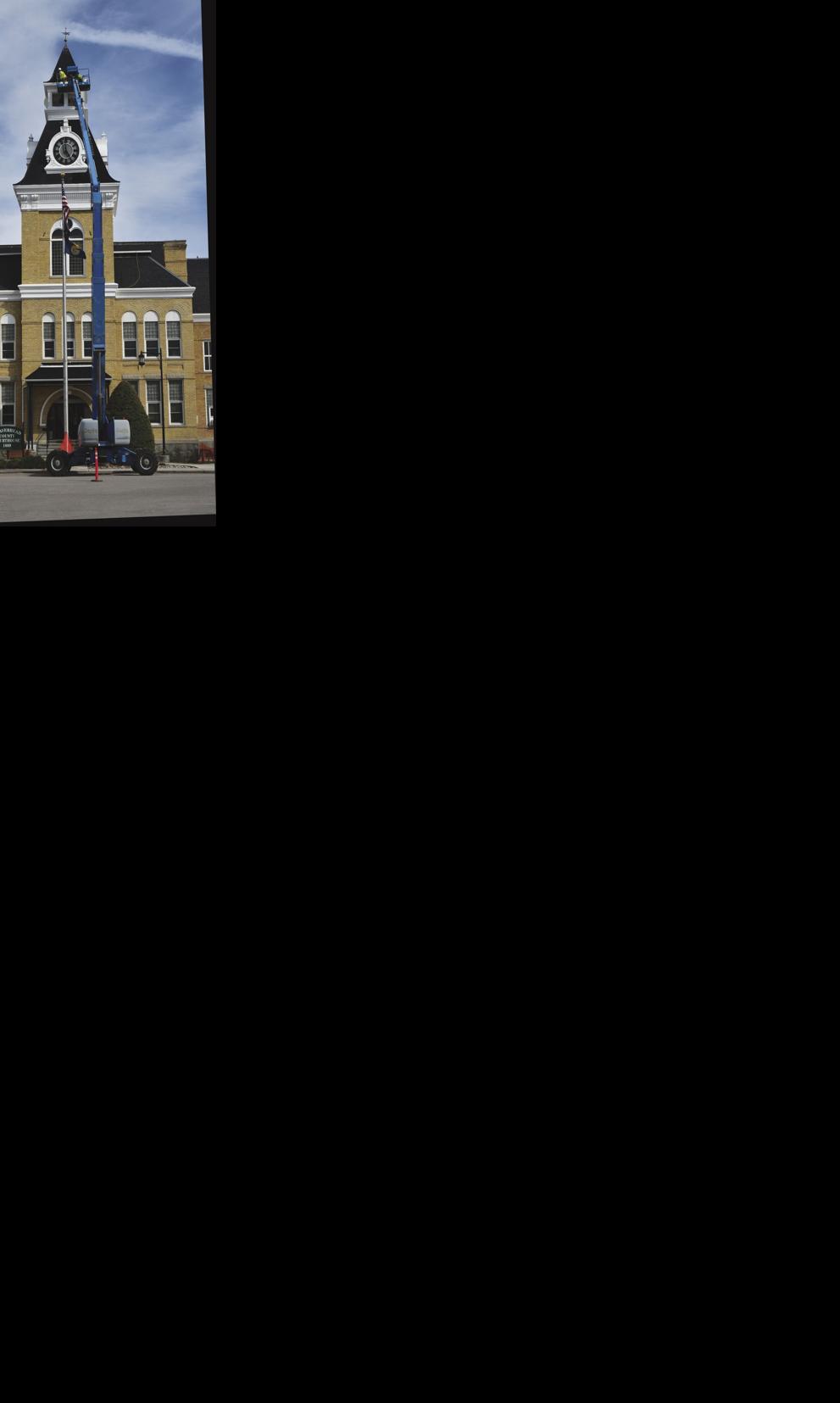 Dolling up the Courthouse | News | dillontribune.com