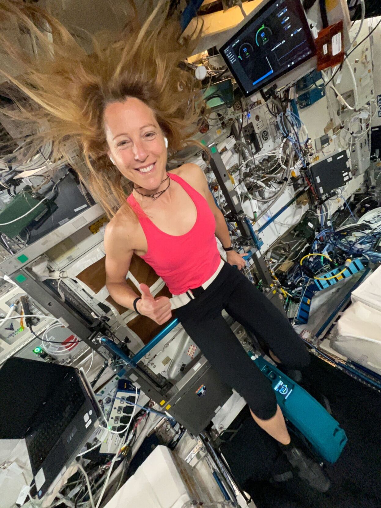 Astronauts go to gym in space | Health | douglas-budget.com