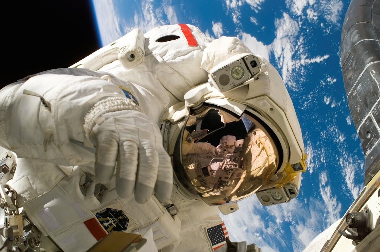 Space research helping fight against drug-resistant superbugs | Health ...