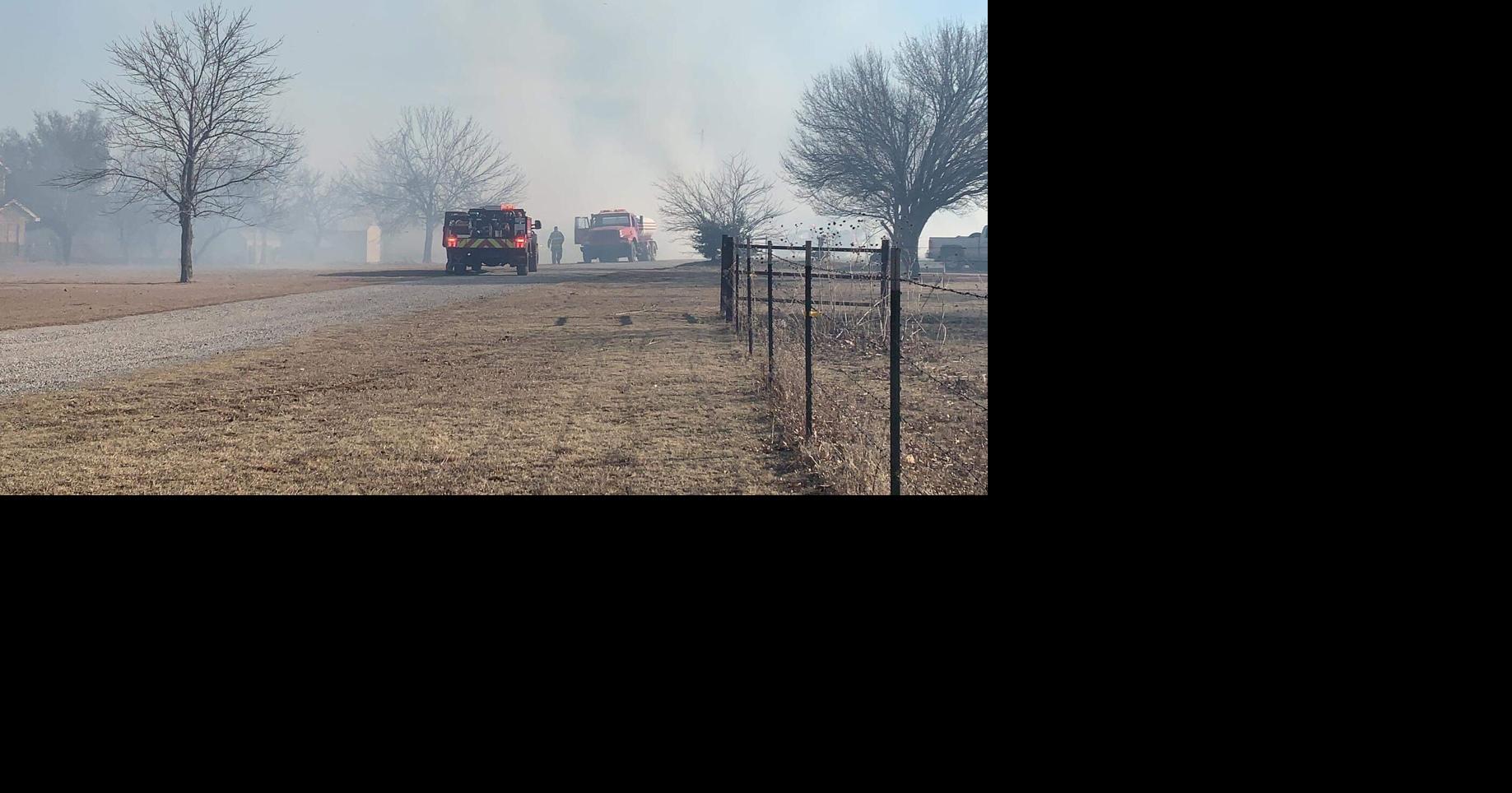 Crews working fire scene in Duncan | Community | duncanbanner.com