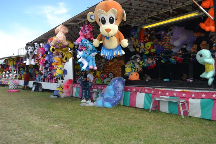 Photo gallery: Carnival a big hit in downtown Duncan | Community ...