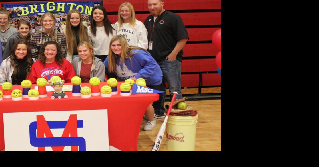 Miller joins teammate in joint signing ceremony | Sports | duncanbanner.com