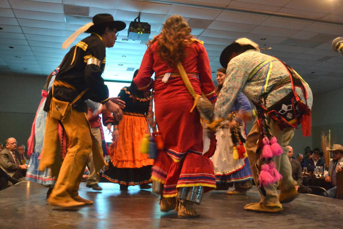 Chamber banquet portrays ‘Native Pride’ | News | duncanbanner.com