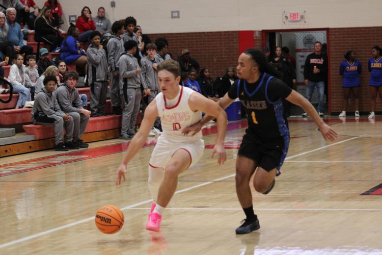 Near comeback falls short for Duncan’s home opener | Sports ...