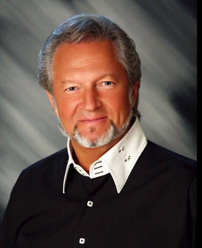 Local church to host singer songwriter | News | duncanbanner.com