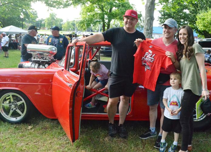 Concert spreads kindness to a local family through community donations ...