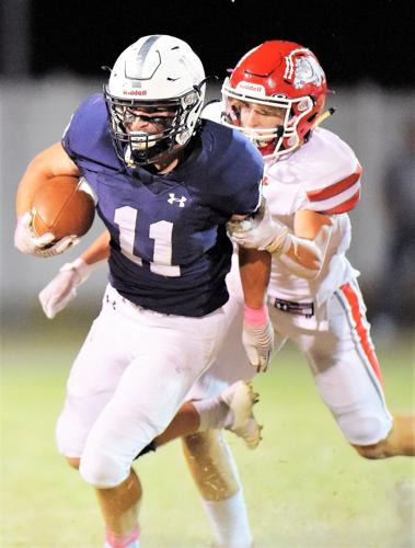 Outlaws win using big offensive and defensive play | Sports ...